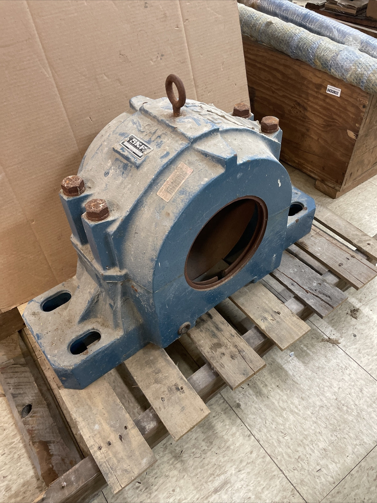 NEW SKF SAF 240 Pillow Block Bearing Housing NOS – SPMX SOLUCIONES ...